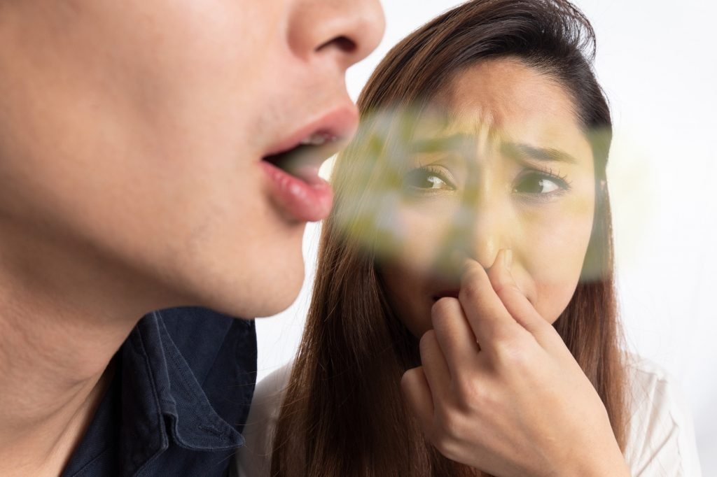 10 Natural DIY Mouth Smell Treatments – Omfom