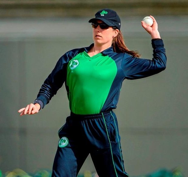 10 Hot Women Cricketers Of All Times – Omfom