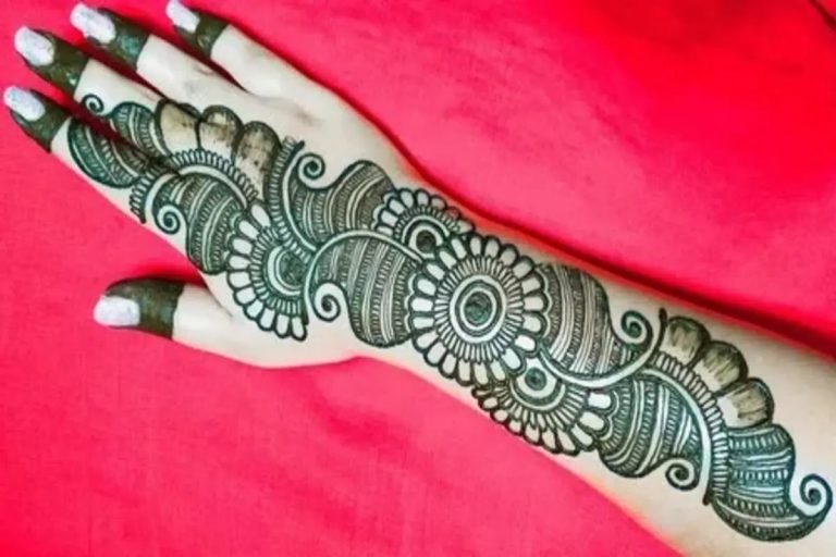 The Art Of Traditional Mehndi Designs And Ten Exquisite Designs – Omfom
