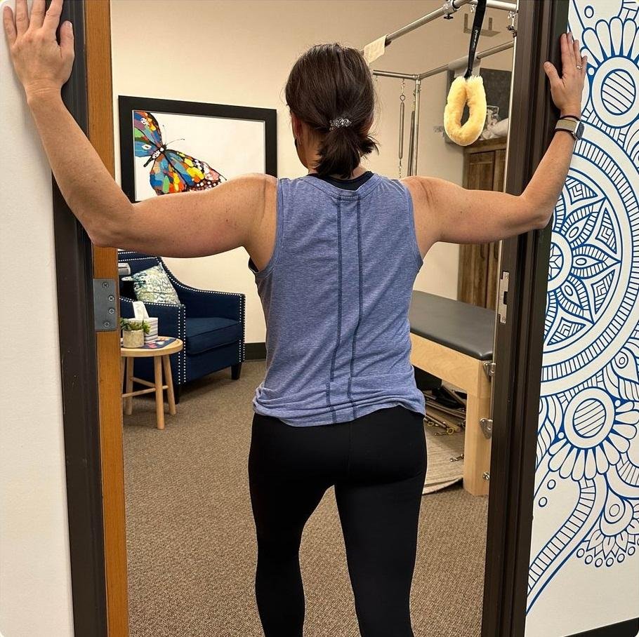 Top 10 Thoracic Back Pain Exercises For Relief At Home – Omfom